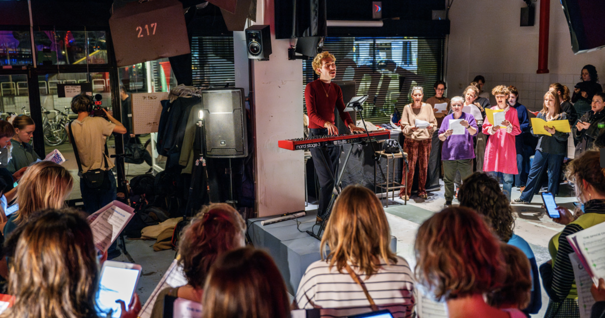 Zing mee met groovy popnummers bij het inclusieve koor The Space Choir ...